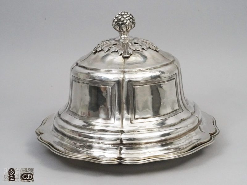 Antique Silver Monteith Bowls, Cloches, Wine-Coolers | Helga Matzke